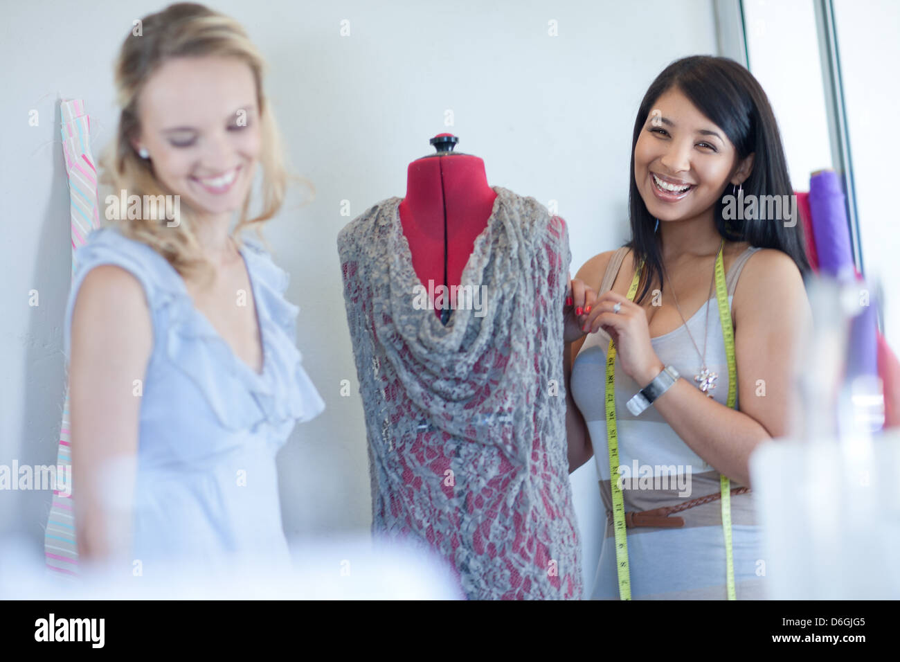 Dressmakers stand hi-res stock photography and images - Alamy