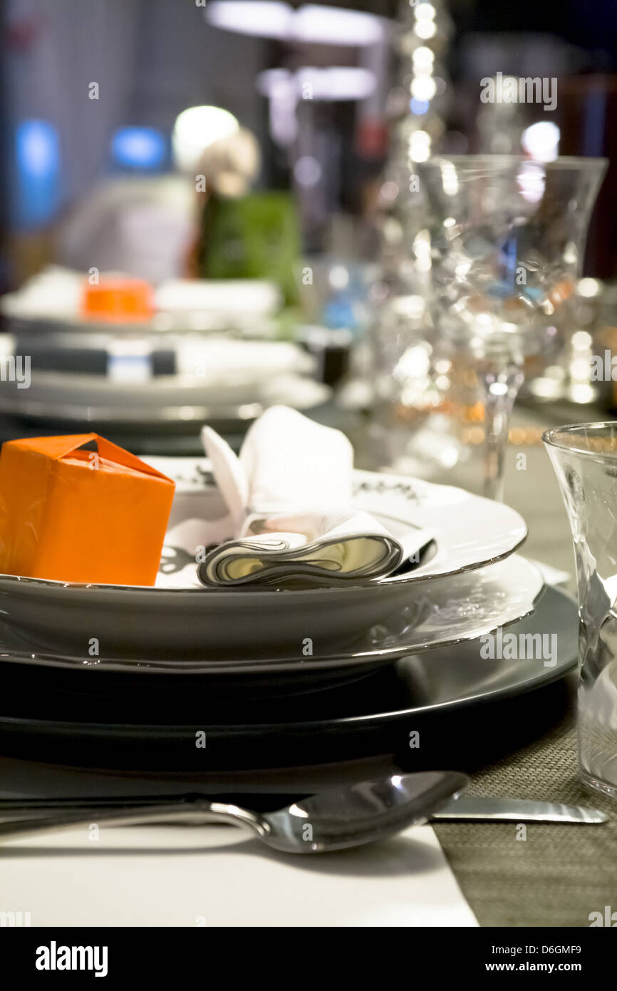 Well laid dining table hi-res stock photography and images - Alamy