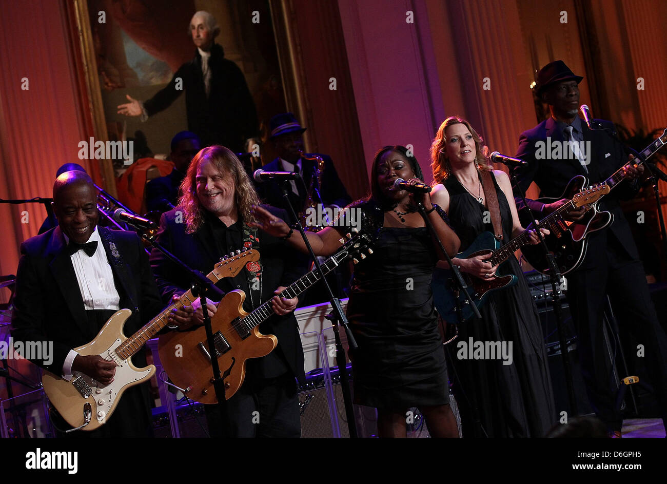 Susan tedeschi hi-res stock photography and images - Alamy