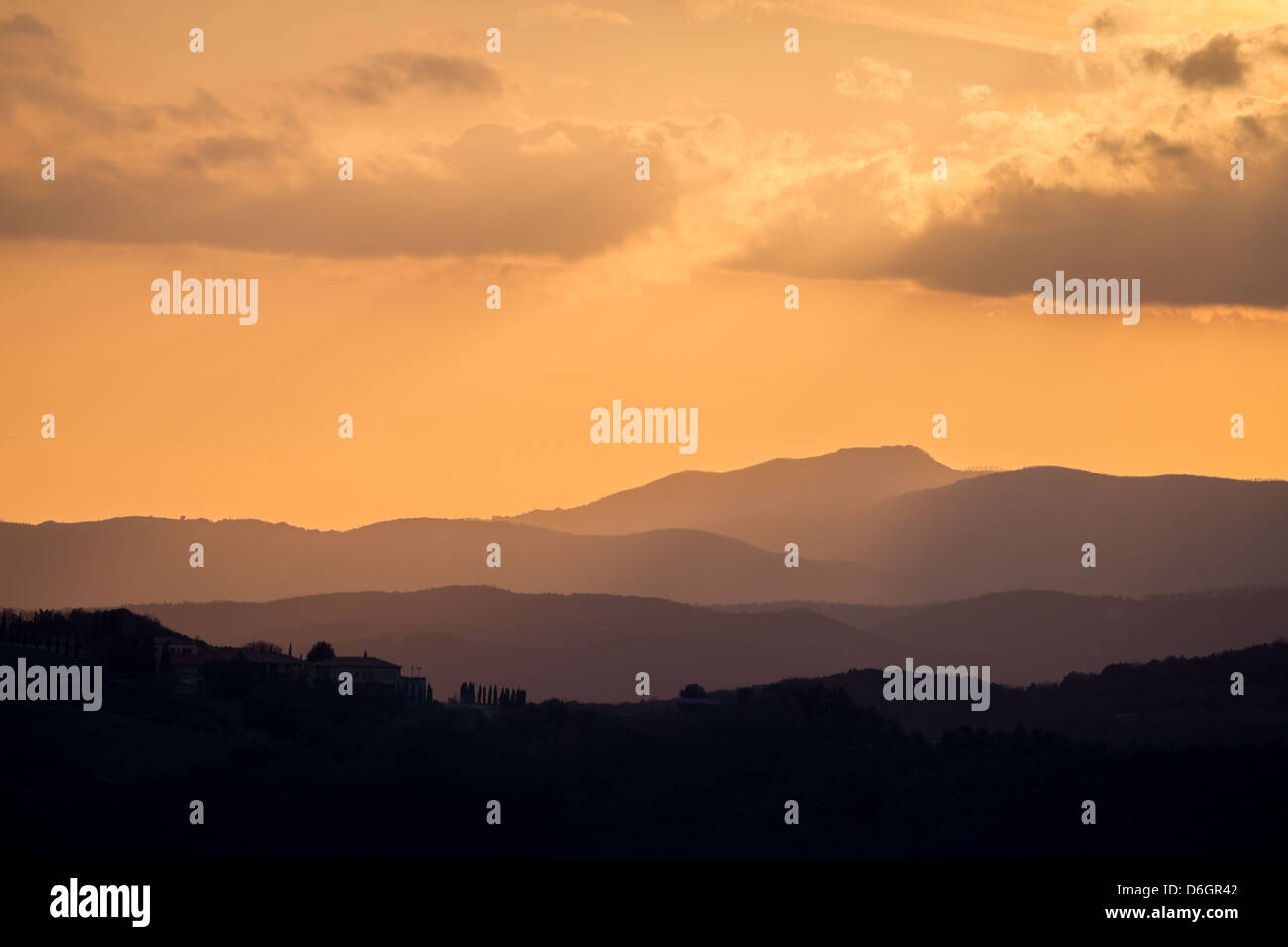Tuscany sunset panoramic landscape hi-res stock photography and images ...
