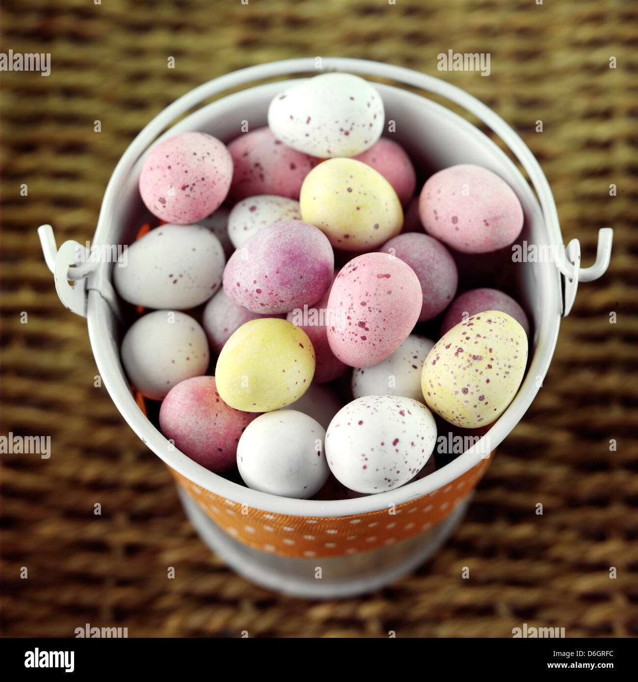 Chocolate mini eggs in an enamel pail Stock Photo - Alamy