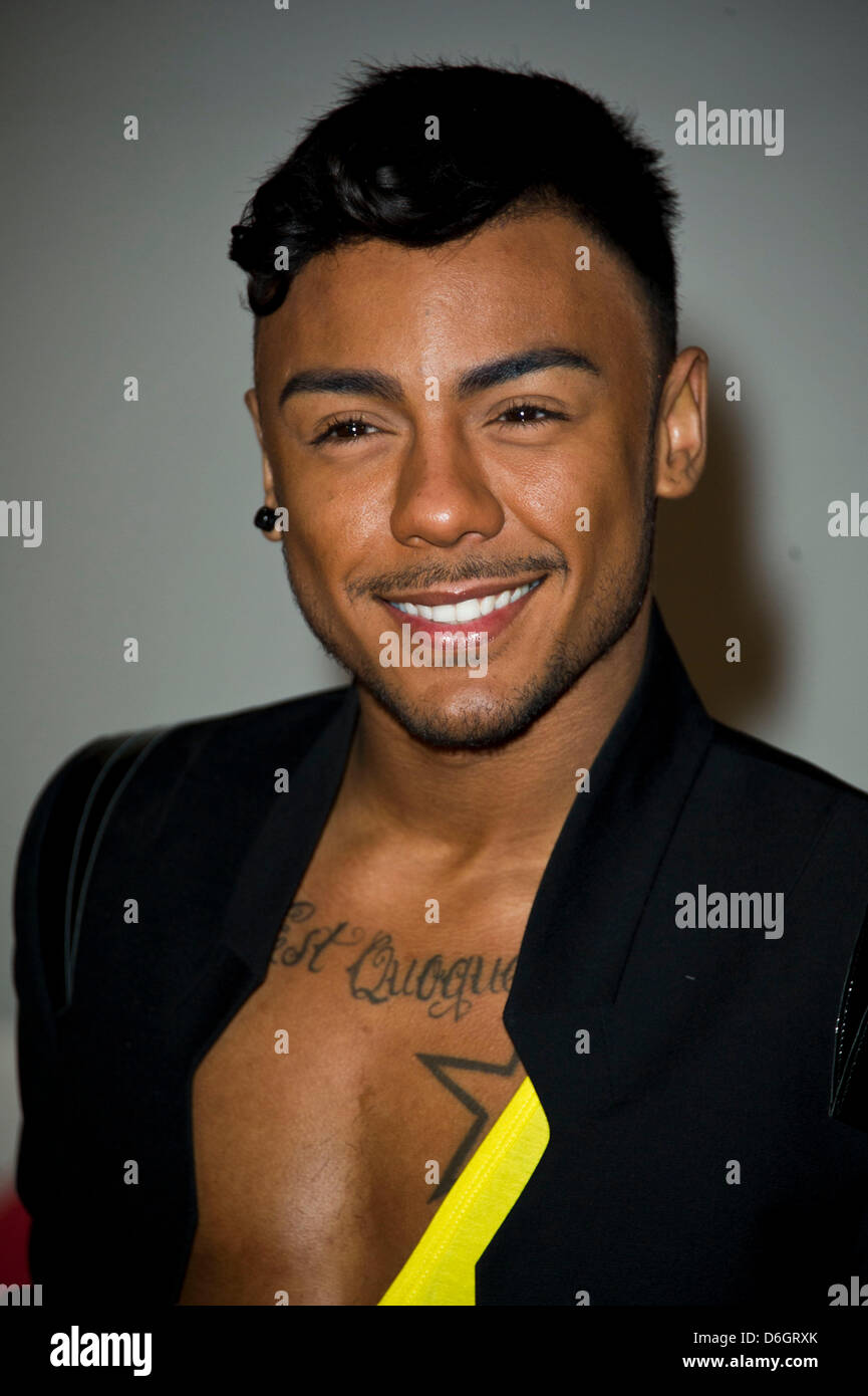 Singer marcus collins hi-res stock photography and images - Alamy
