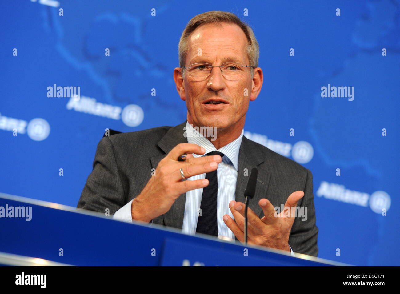Versicherungskonzern hi-res stock photography and images - Alamy