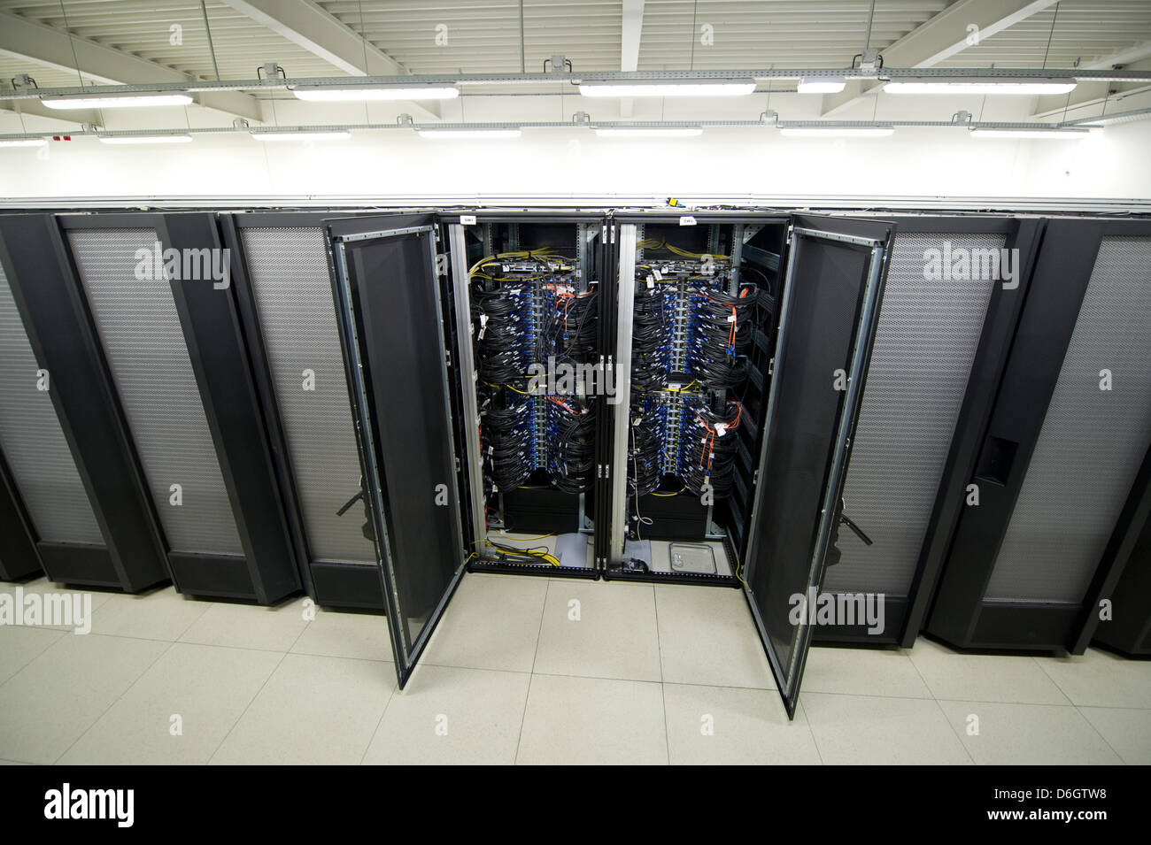 The supercomputer "Blizzard" is pictured at the German Climate ...
