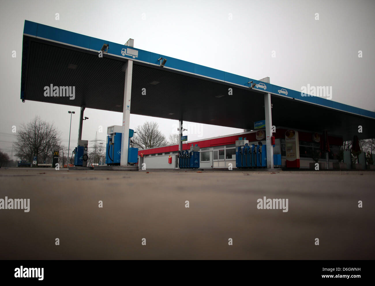 The abandoned gas station and rest stop Nivenheim is pictured on the ...