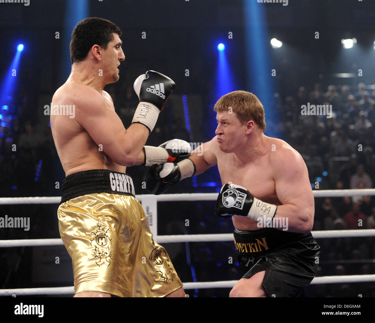 German boxer Marco Huck (L) fights against Russian boxer Alexander ...