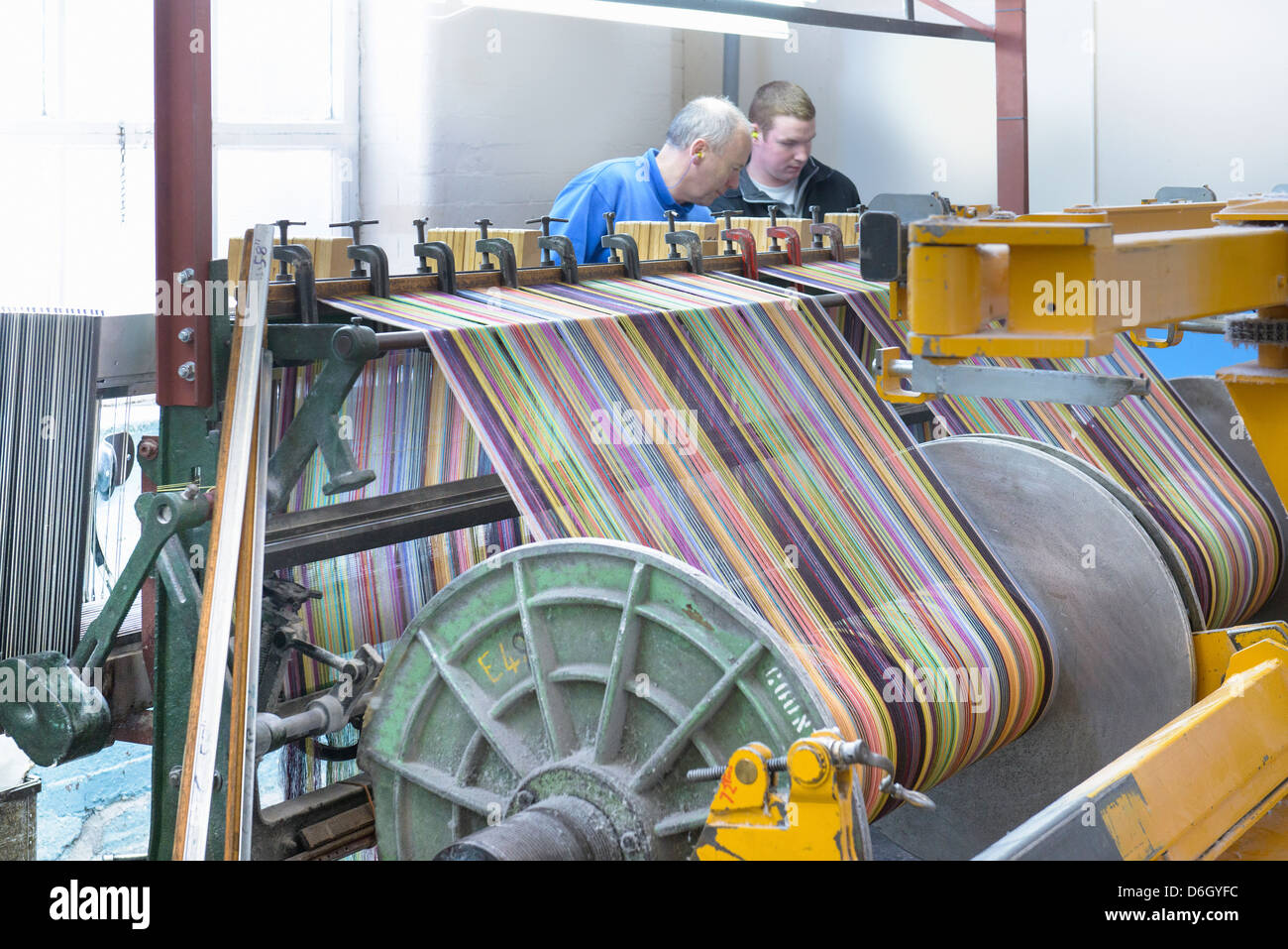 Looms in a textile mill hi-res stock photography and images - Alamy