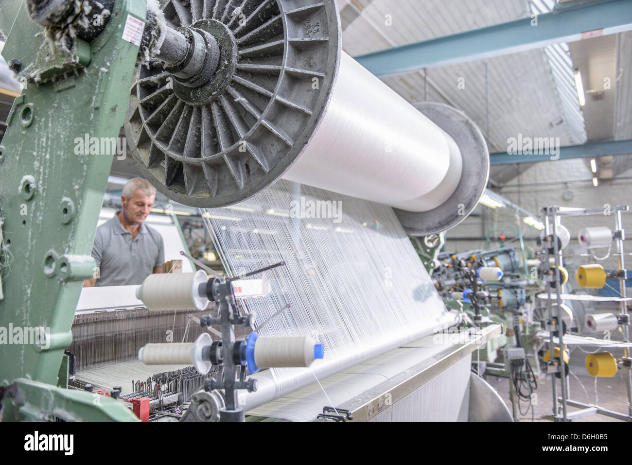 Textile Mill Loom High Resolution Stock Photography and Images - Alamy