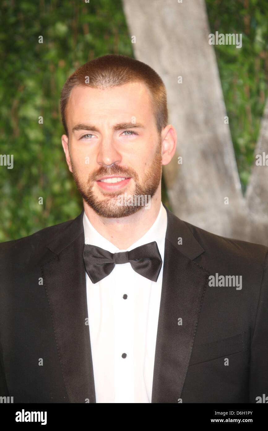 US actor Chris Evans attends the 2012 Vanity Fair Oscar Party at Sunset ...