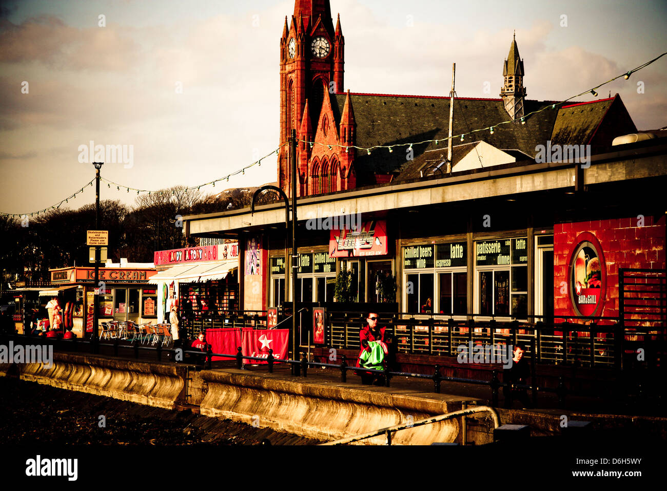 The arcade restaurant hi-res stock photography and images - Alamy