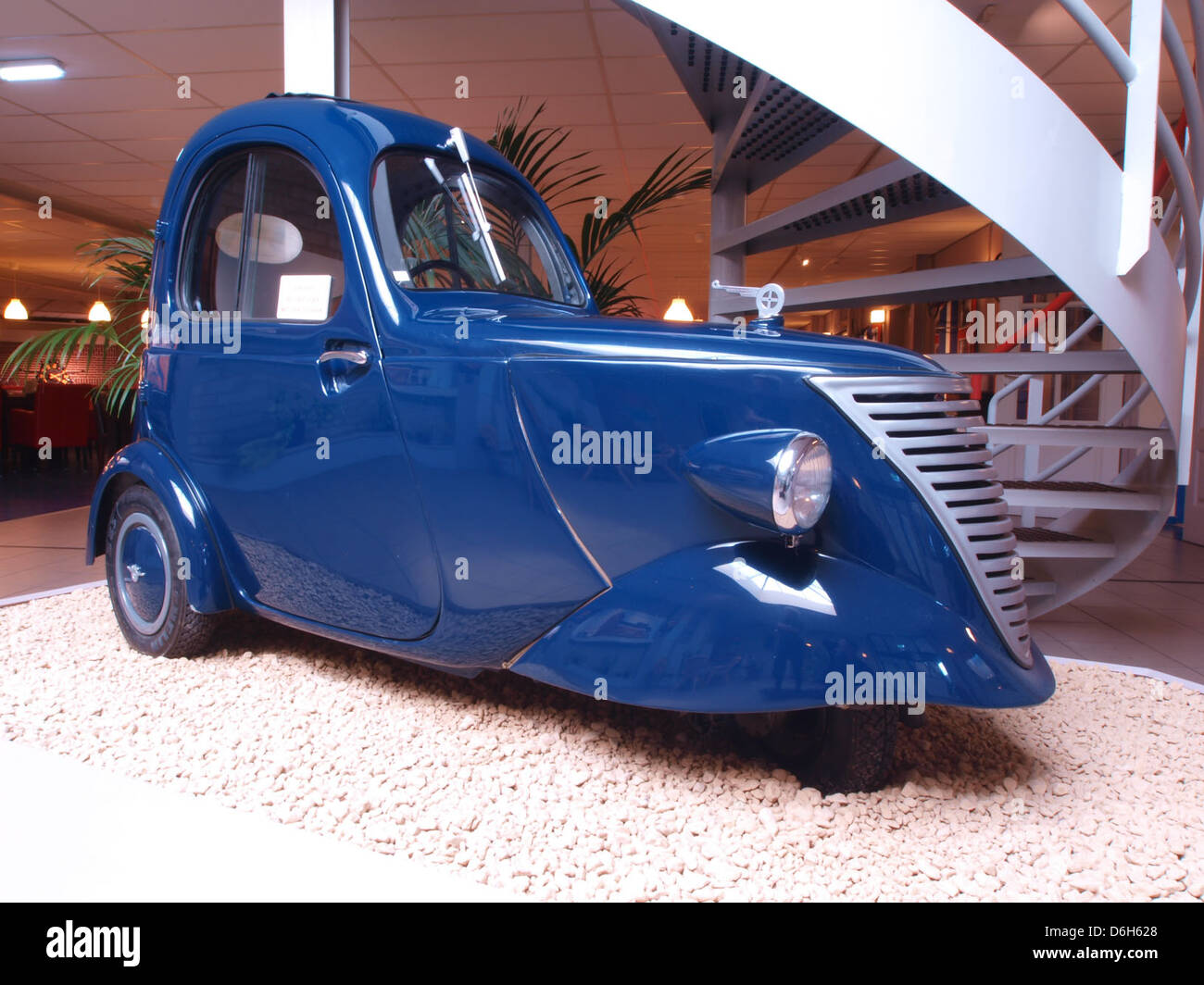 The 1941 DAF 'Rijdende regenjas' is a unique Dutch vehicle, known for ...