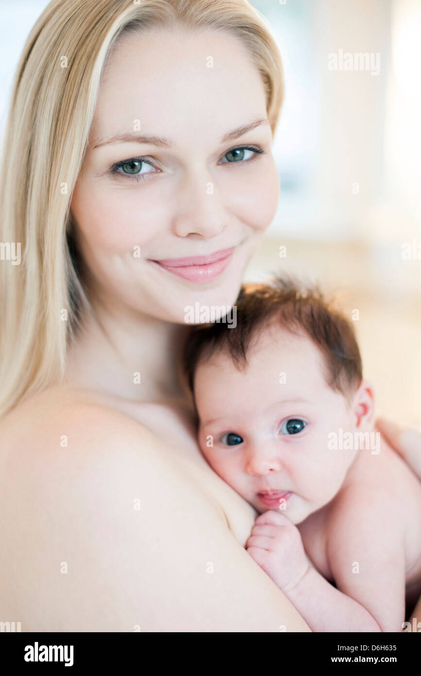 Mother and baby Stock Photo - Alamy