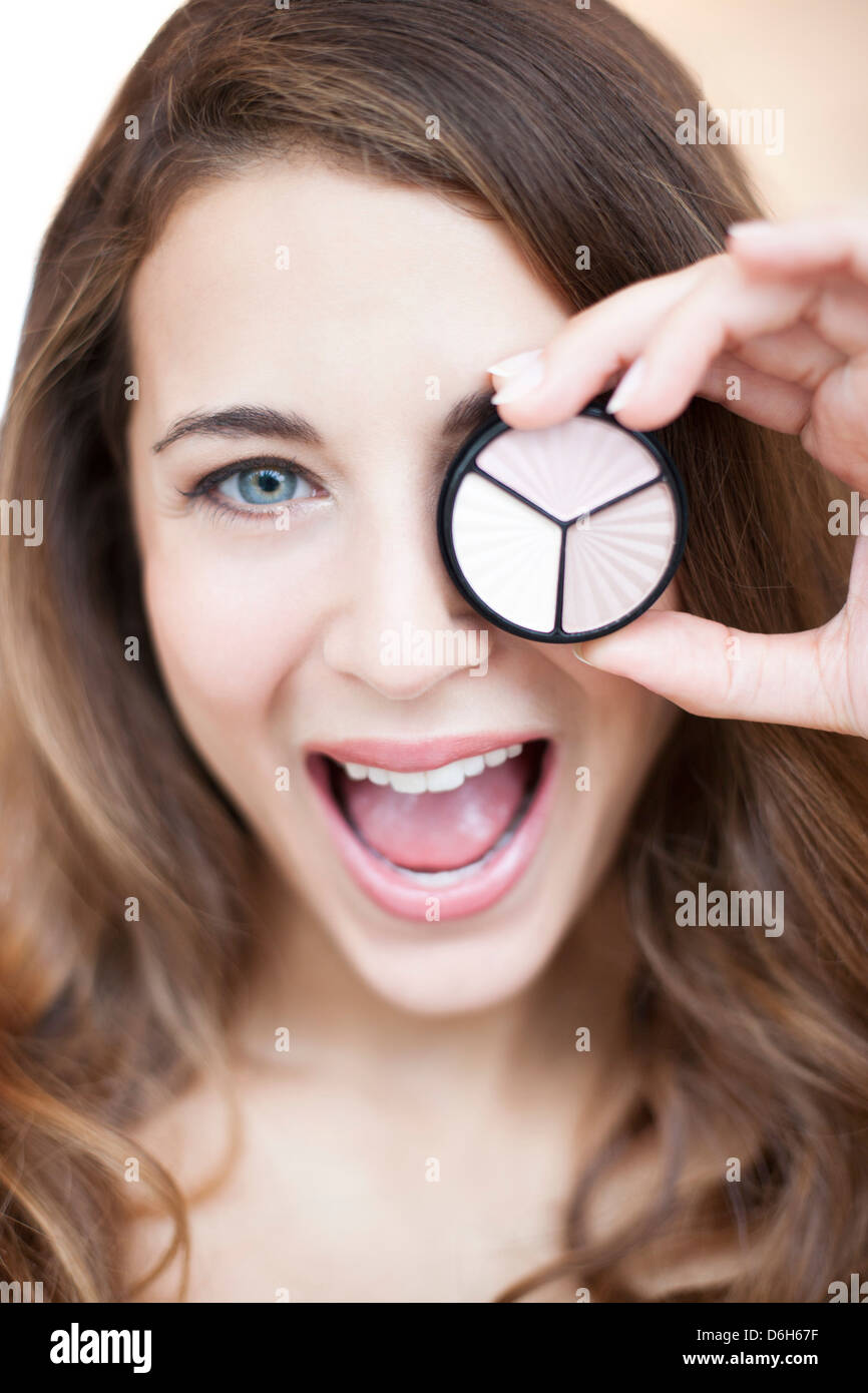Eye shadow hi-res stock photography and images - Alamy