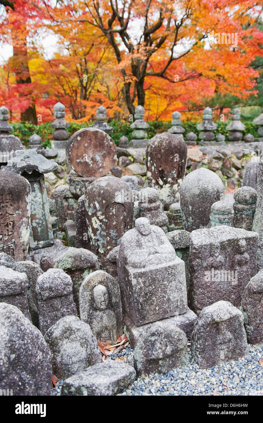 Adashino Nenbutsu dera temple, Arashiyama Sagano area, Kyoto, Japan ...