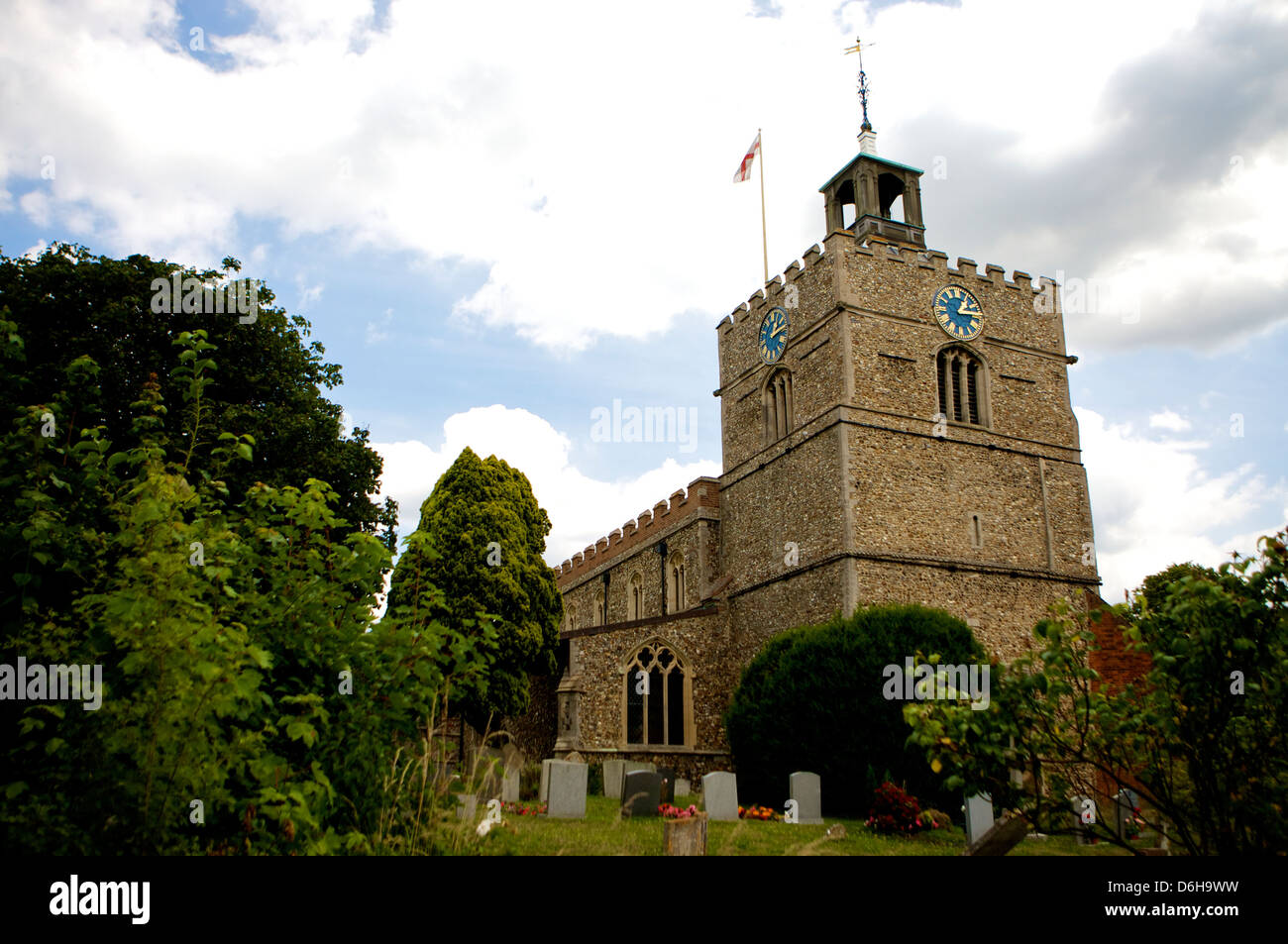 Traditional english church hi-res stock photography and images - Alamy