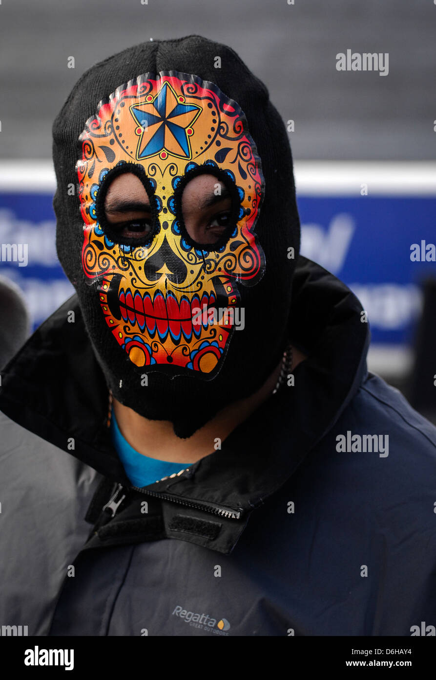 Anonymous person hi-res stock photography and images - Alamy