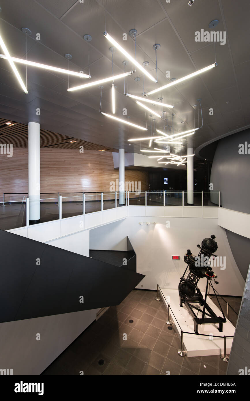 Montreal Planetarium, Olympic park complex, by architects Cardin ...