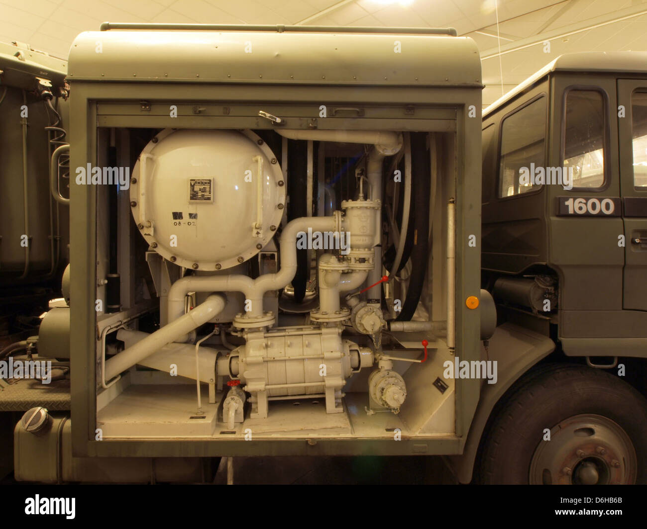 The DAF 1600 Tanker is a heavy-duty truck used for transporting liquids ...