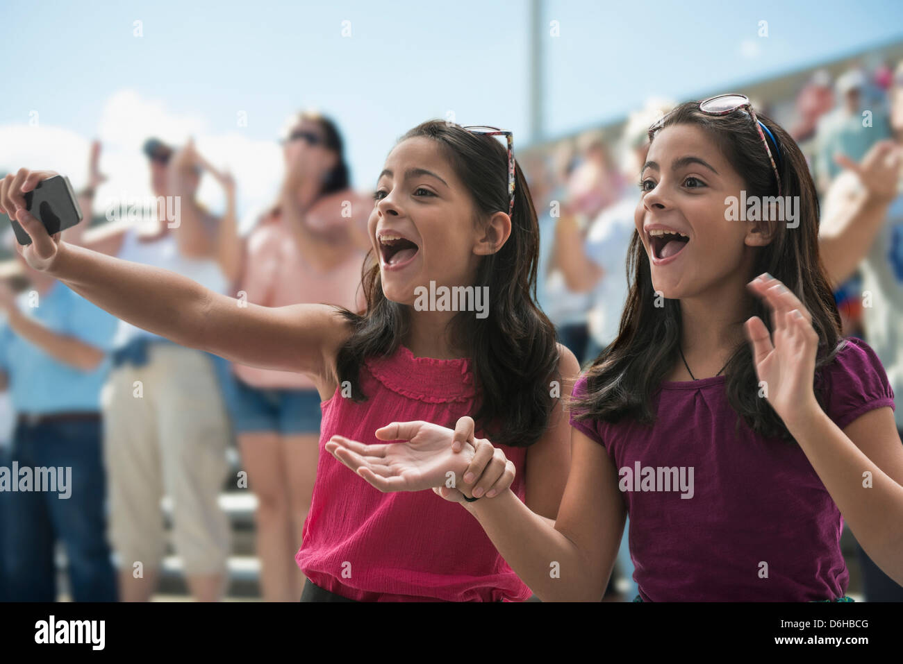 Girls excited hi-res stock photography and images - Alamy