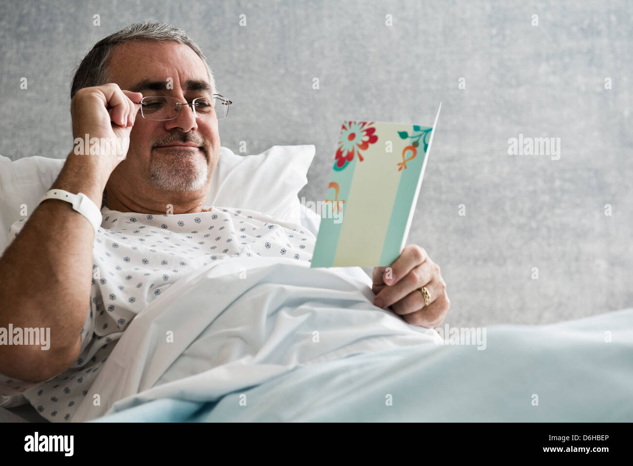 Get well soon hospital hi-res stock photography and images - Alamy