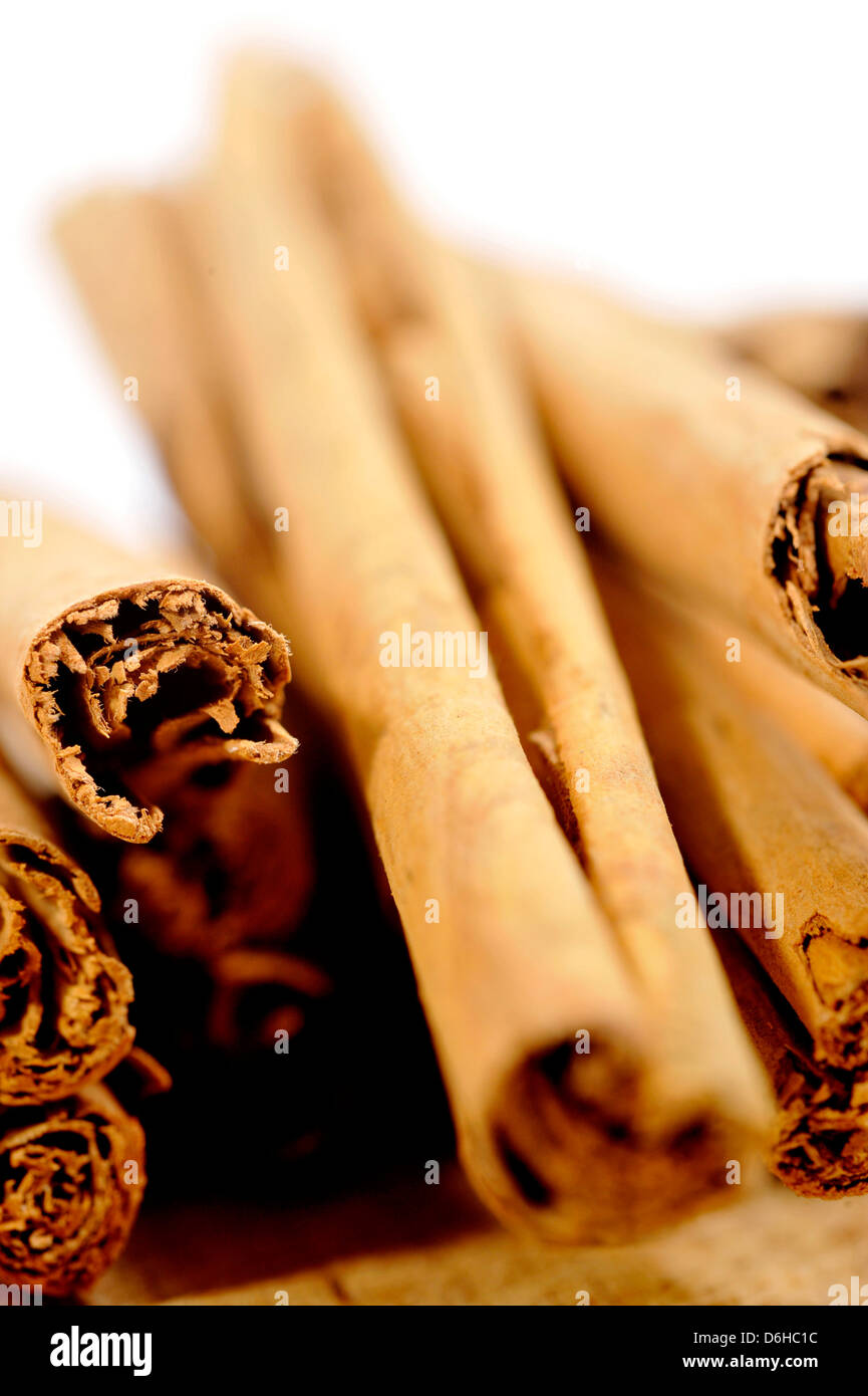 Cinnamon spice Sticks Stock Photo - Alamy