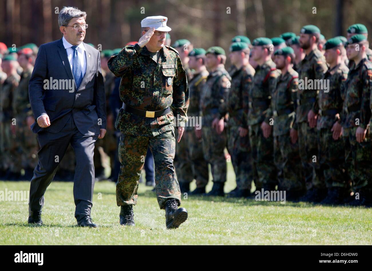 Interior Minister of Mecklenburg-Western Pomerania Lorenz Caffier (L ...