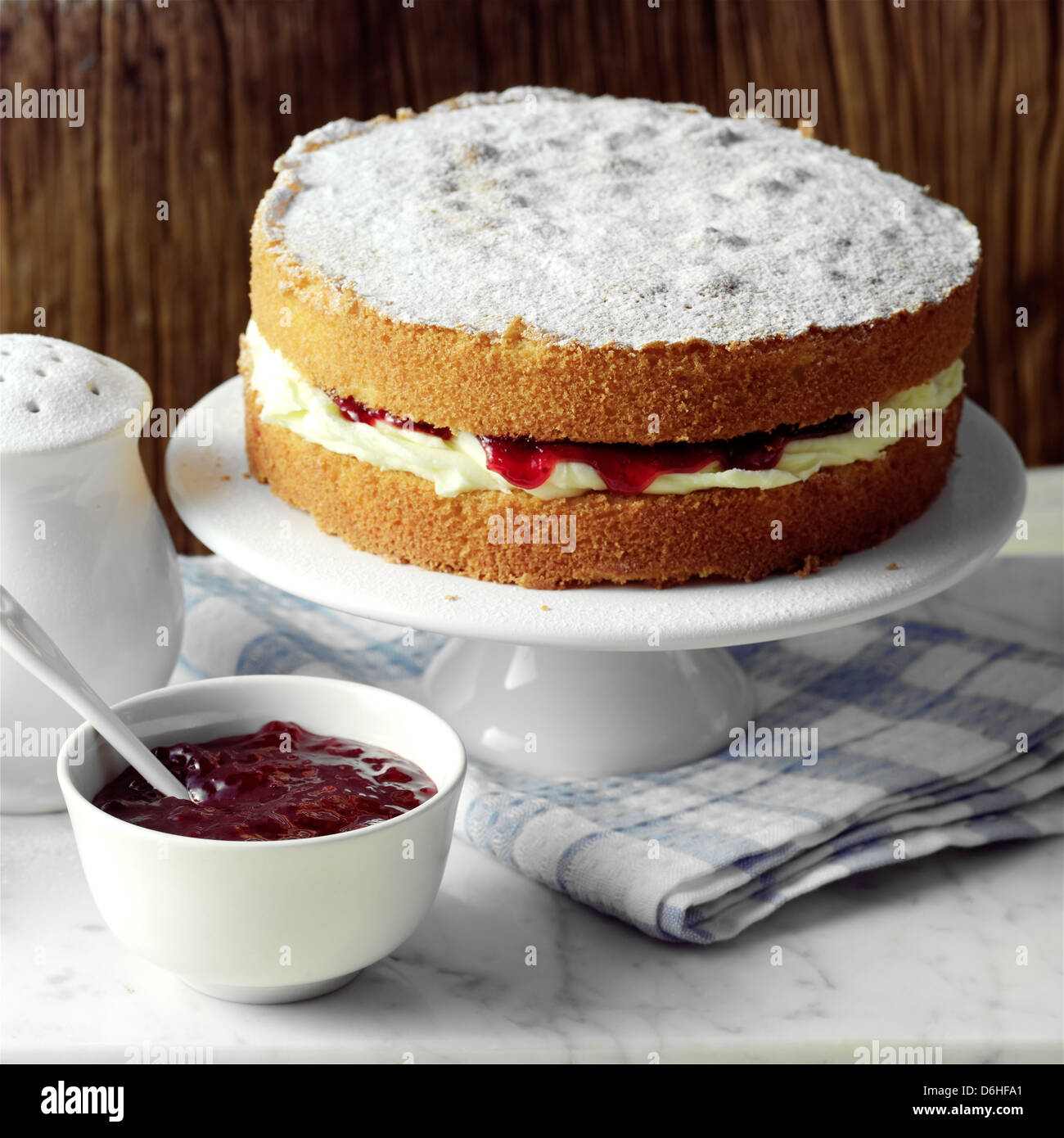 Victoria Sponge cake Stock Photo - Alamy