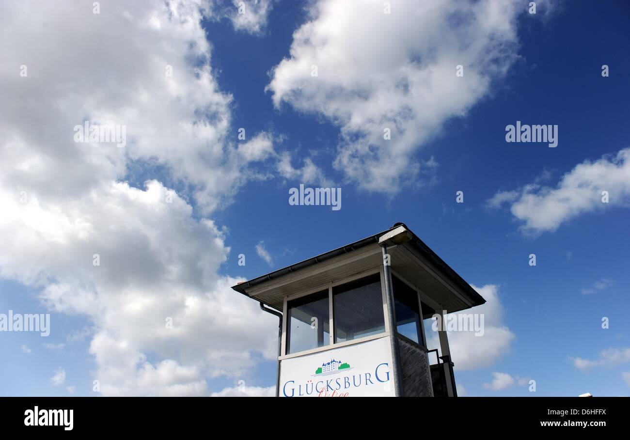 Clouds move in the sky above a look-out platform in Gluecksburg ...