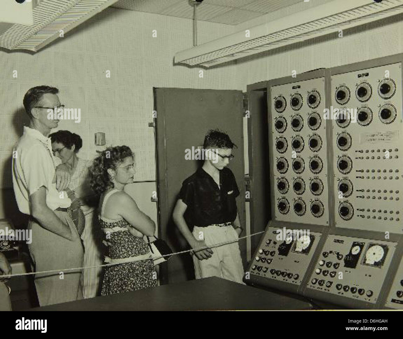 The Convair/General Dynamics plant in San Diego, part of the SDASM ...