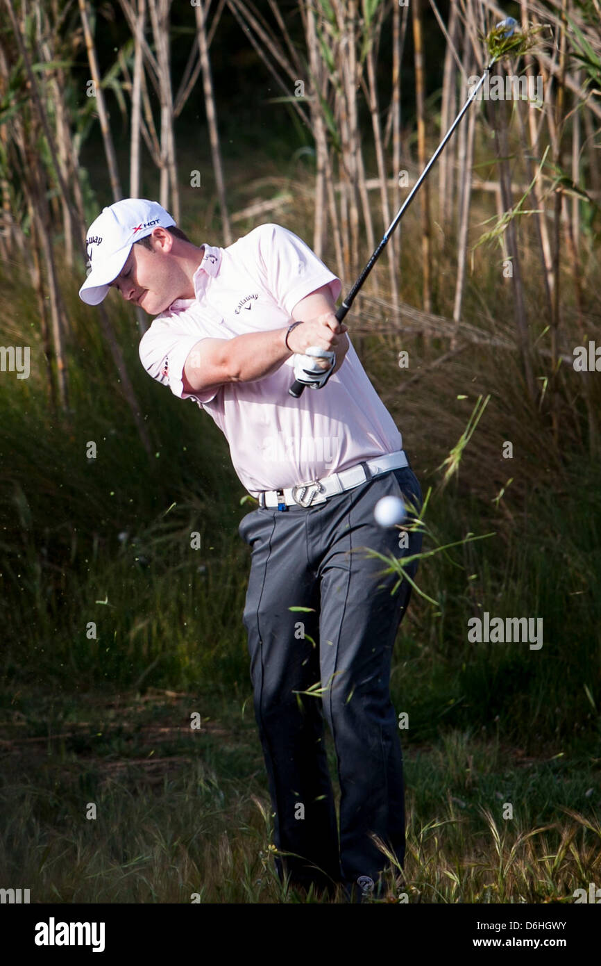 Valencia, Spain. 18th April, 2013. Gary Boyd plays from deep rough and ...