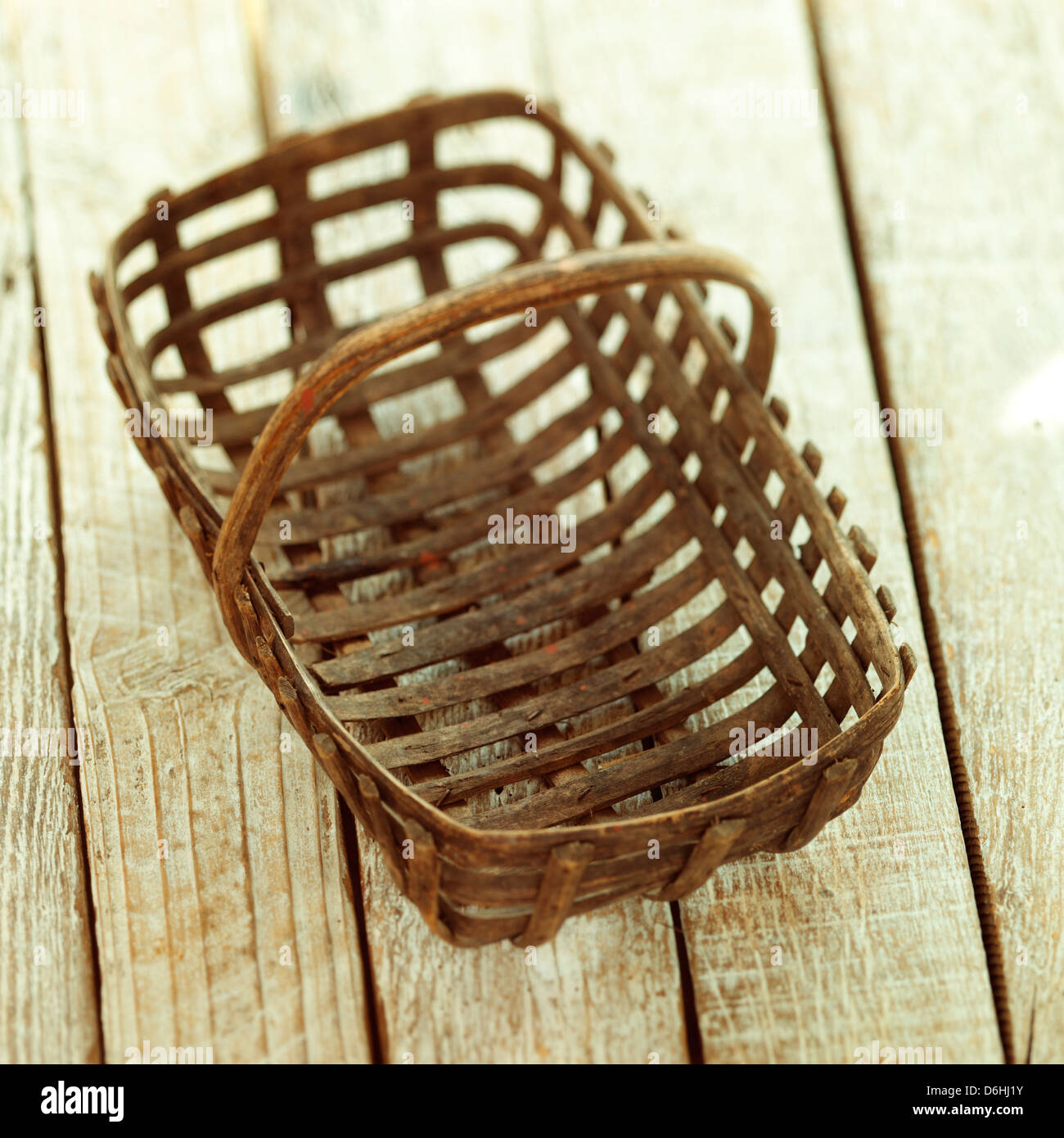 Wooden struts hi-res stock photography and images - Alamy