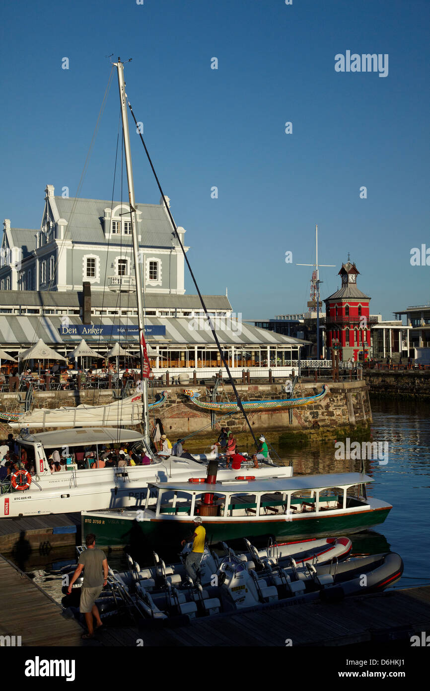 Tour boats, restaurant, and Old Port Captain's Building (1904 ...