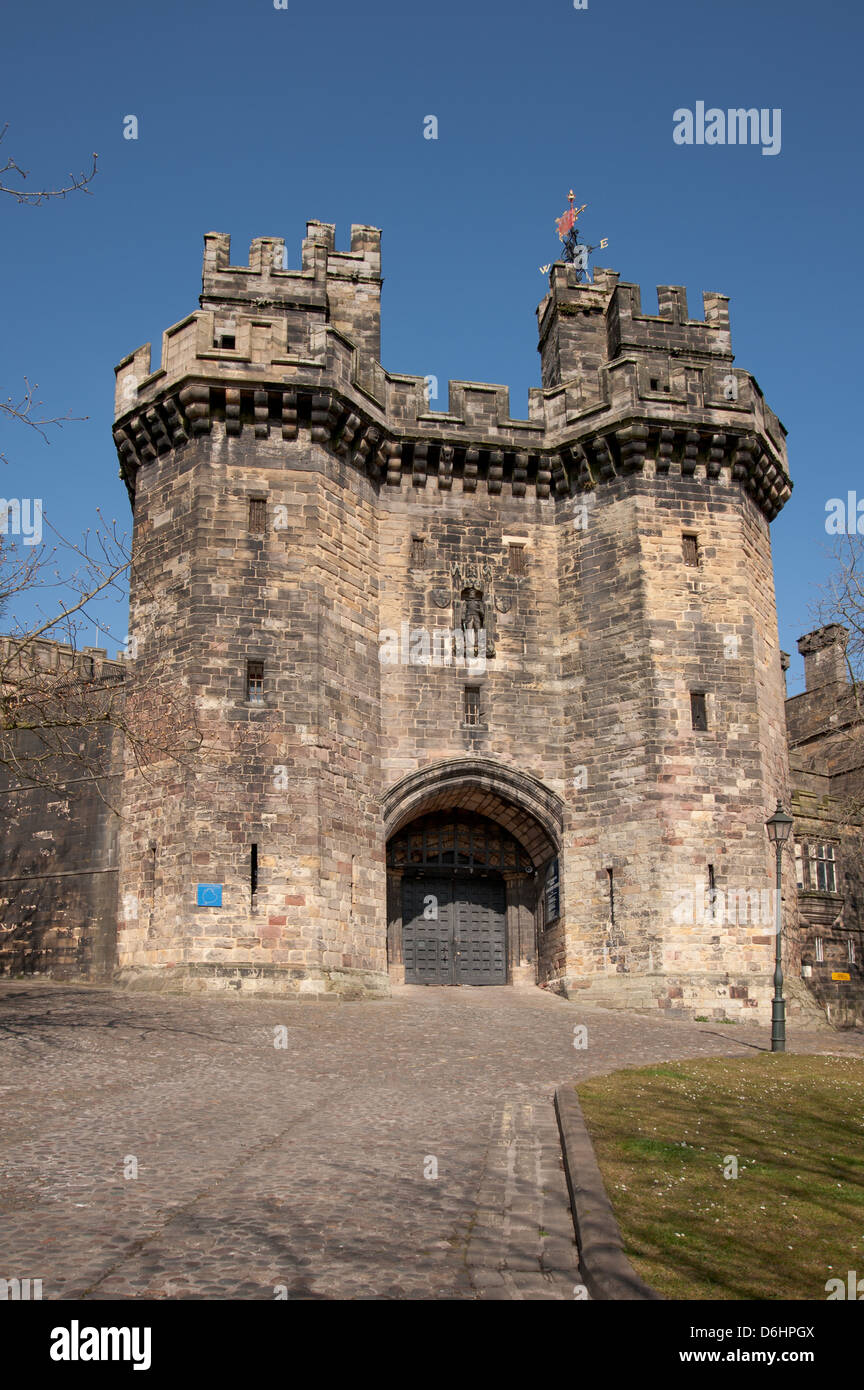 Lancaster castle hi-res stock photography and images - Alamy