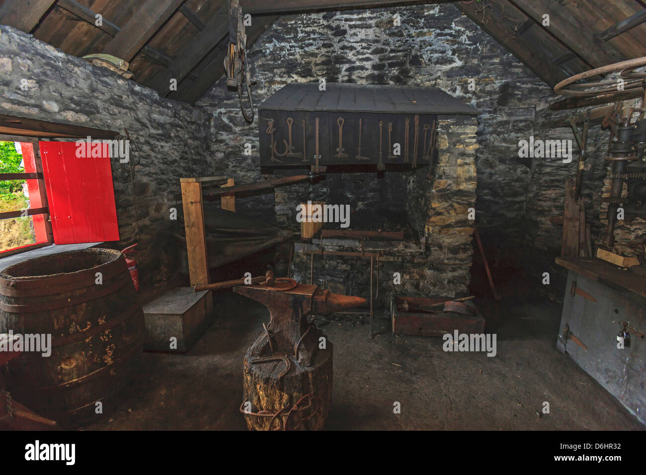 Blacksmith's forge hi-res stock photography and images - Alamy