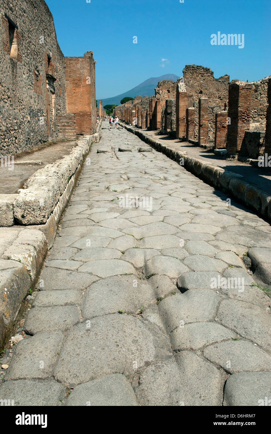 Roman road paved blocks polygonal hi-res stock photography and images ...