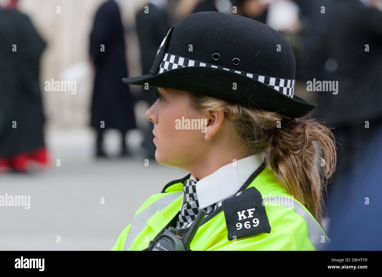 Policewoman London UK Stock Photo - Alamy