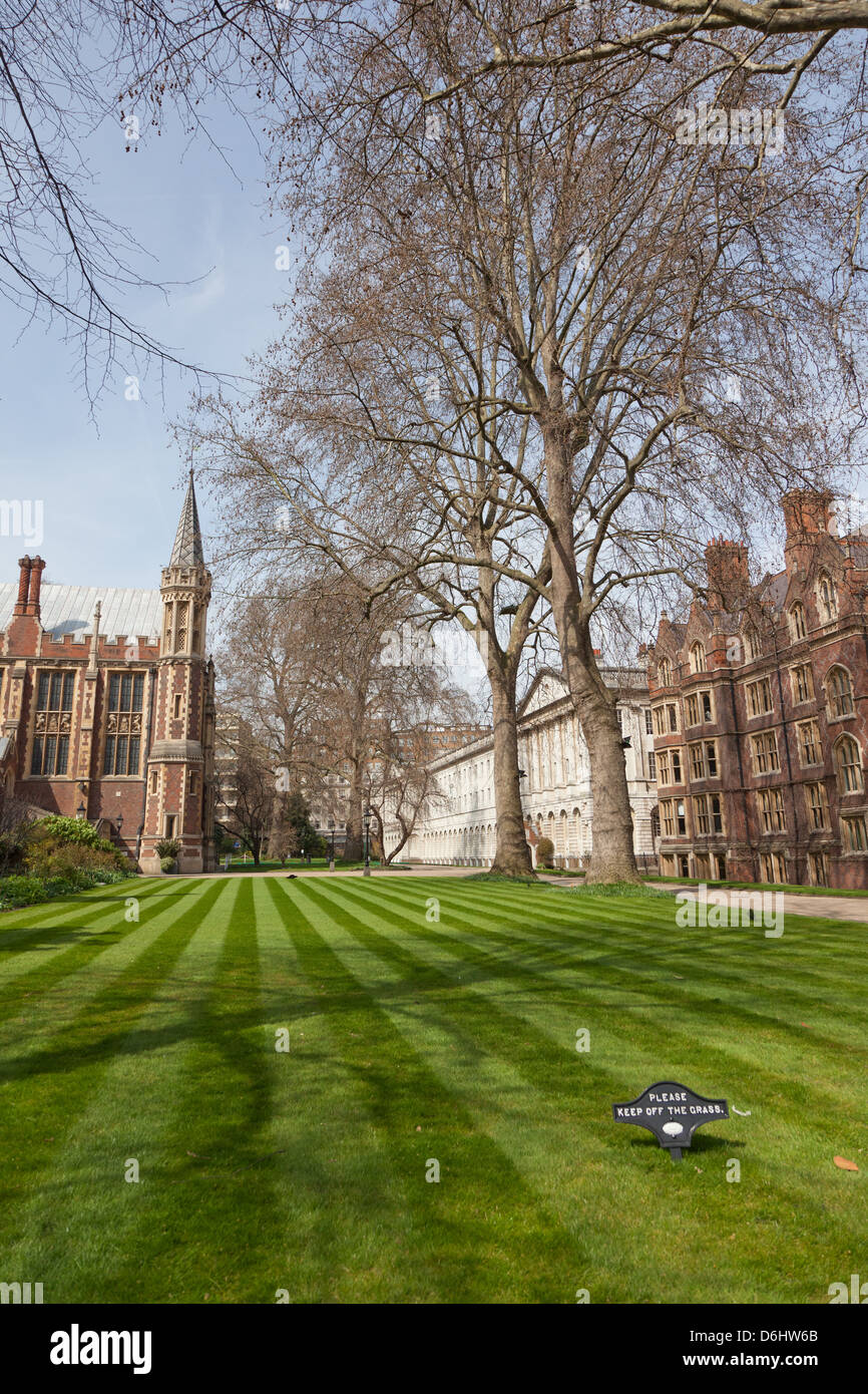 Lincoln's inn fields hi-res stock photography and images - Alamy