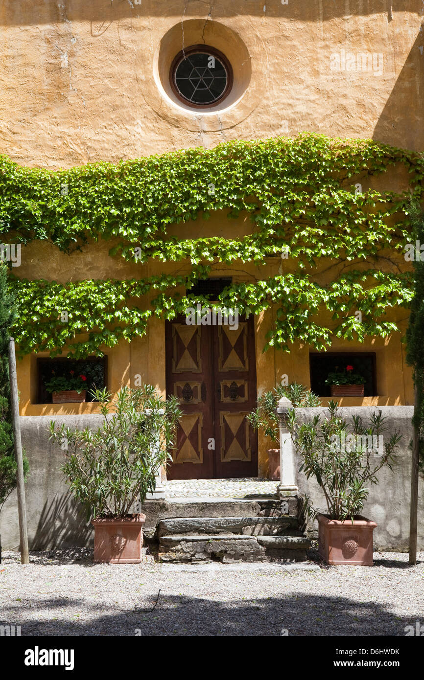 Schenna (Scena) near Meran (Merano), courtyard of palace, castle ...
