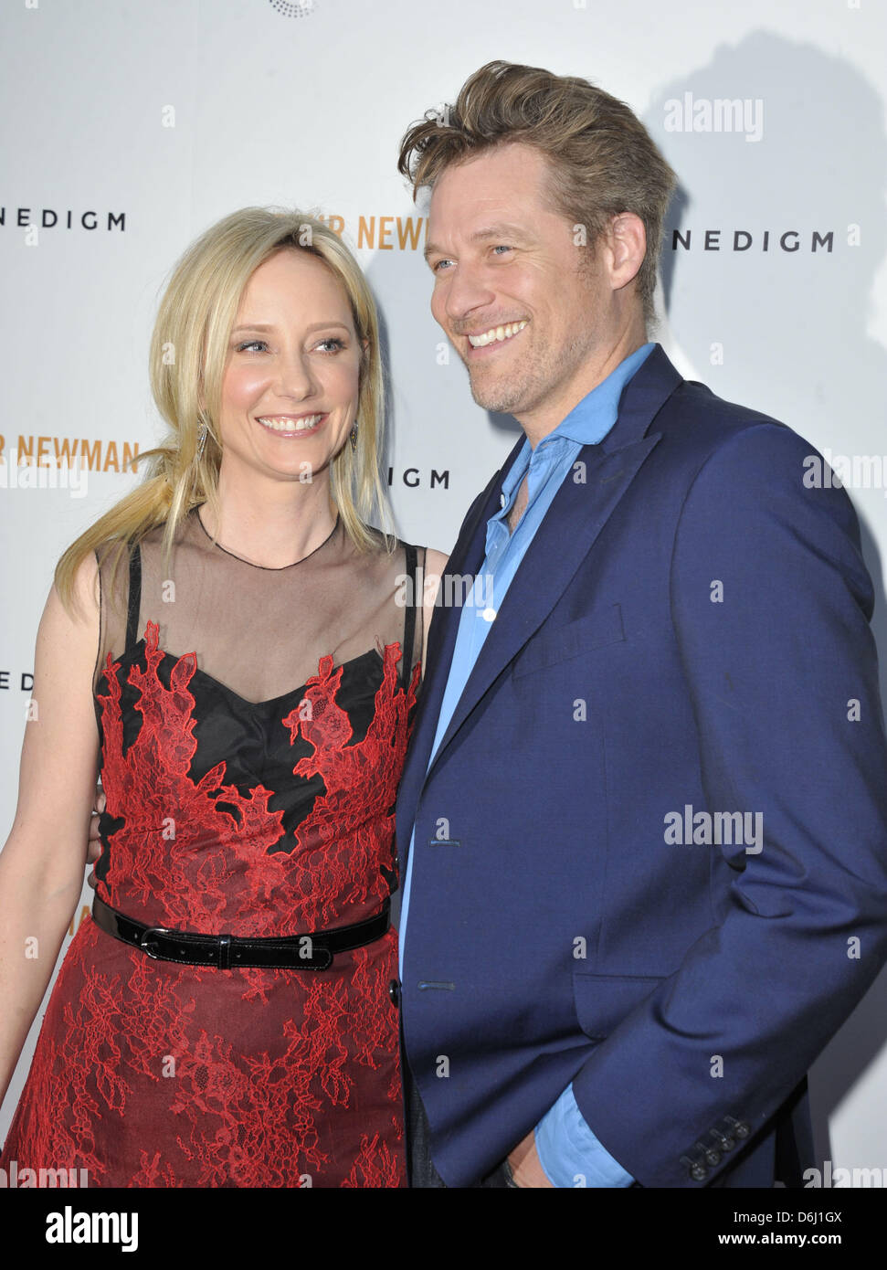 Anne heche james tupper premiere hi-res stock photography and images ...