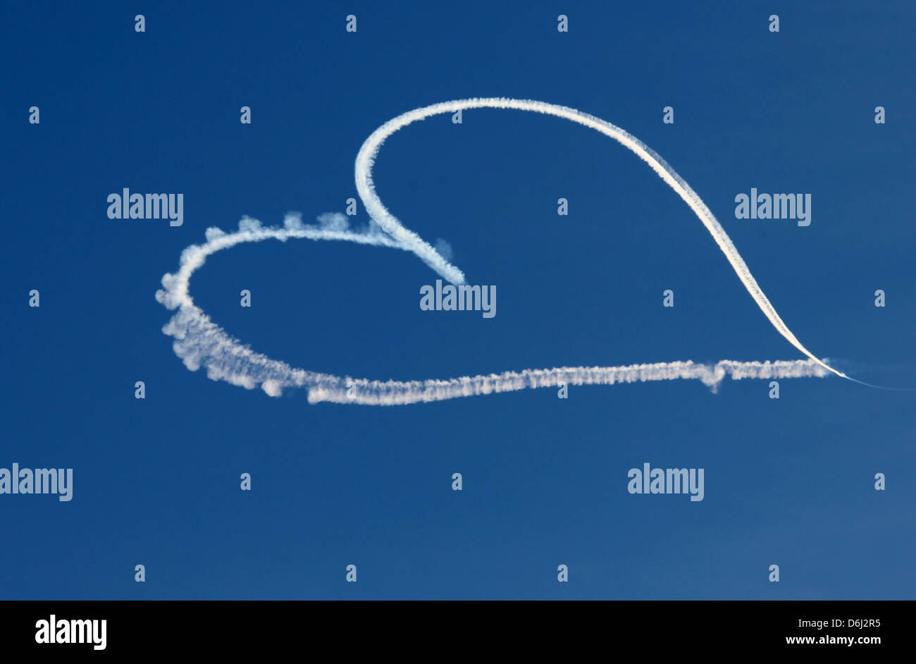 Sky Writing Heart Stock Photo - Alamy