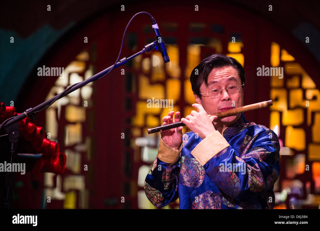 Chinese musician perform during the Chinese New Year celebrations at ...