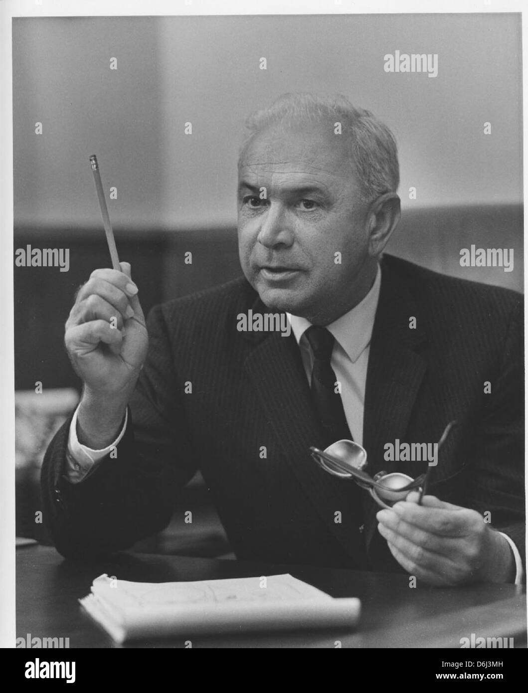 Claude ryan hi-res stock photography and images - Alamy