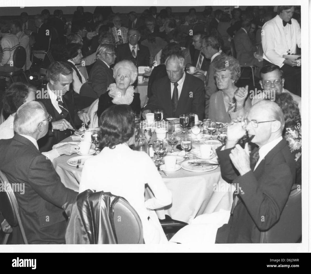 04-02318 T. Claude Ryan Stock Photo - Alamy