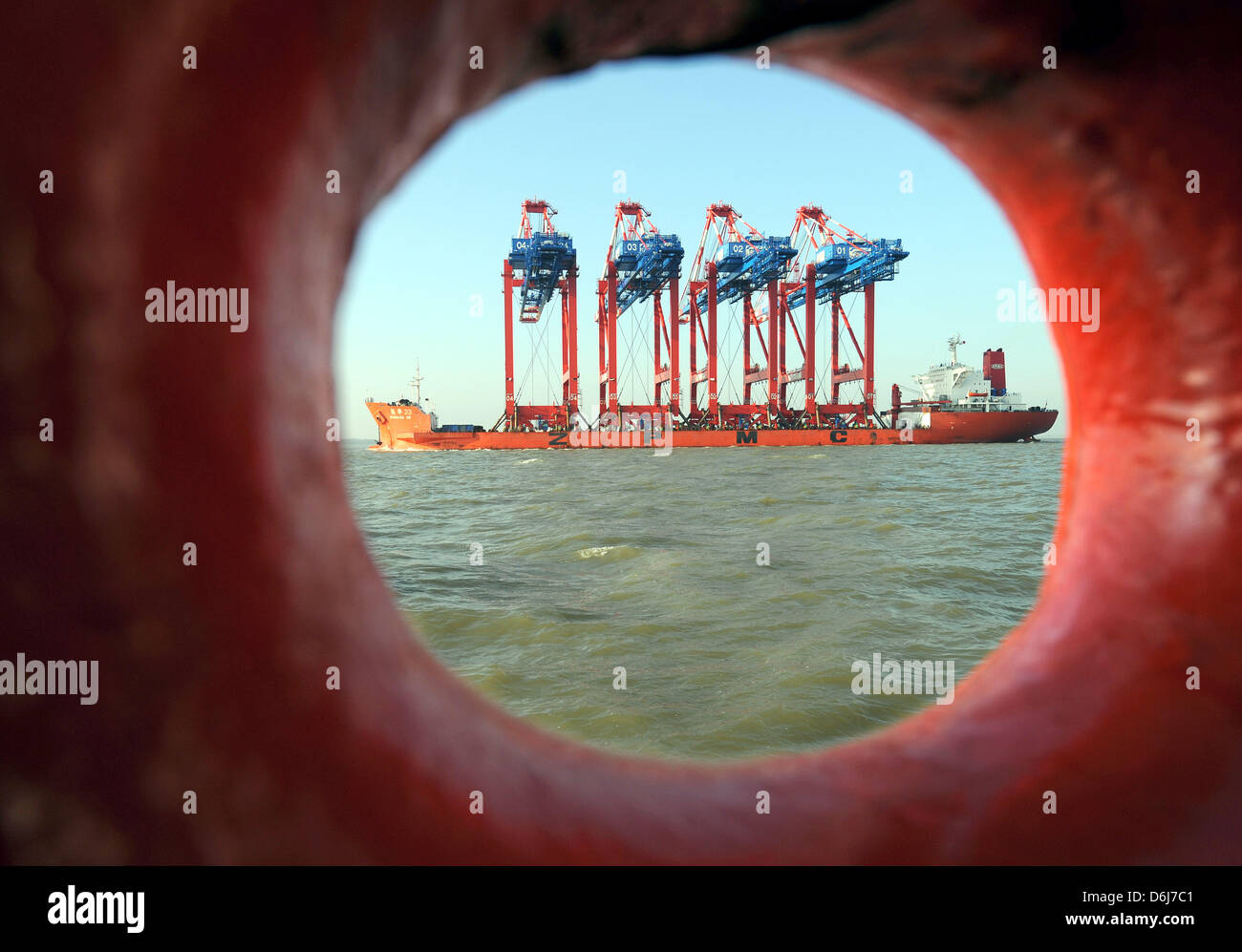 The first four container bridges for the new deepwater port arrive off ...