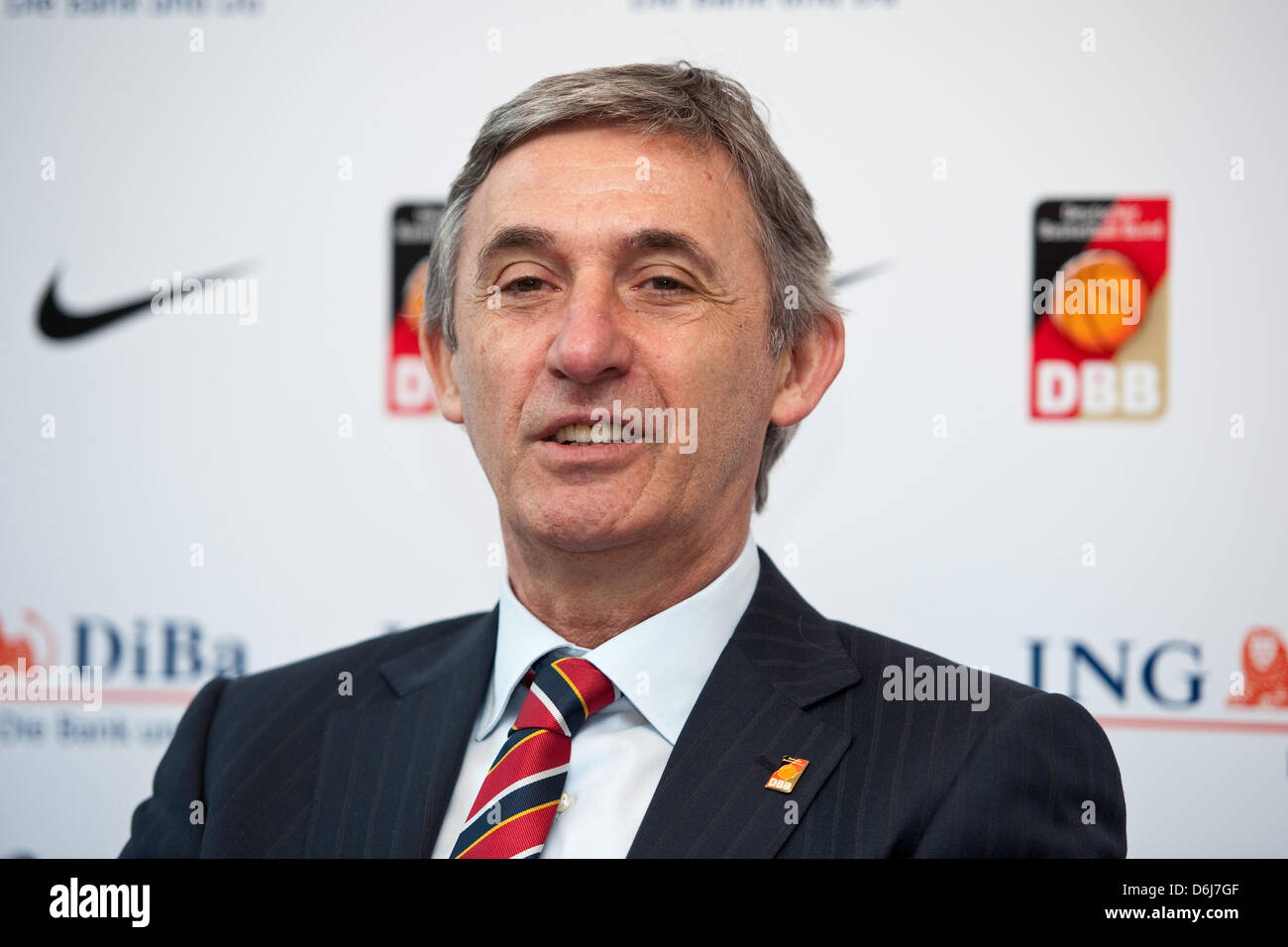 The new German national basketball coach Svetislav Pesic gives a press ...