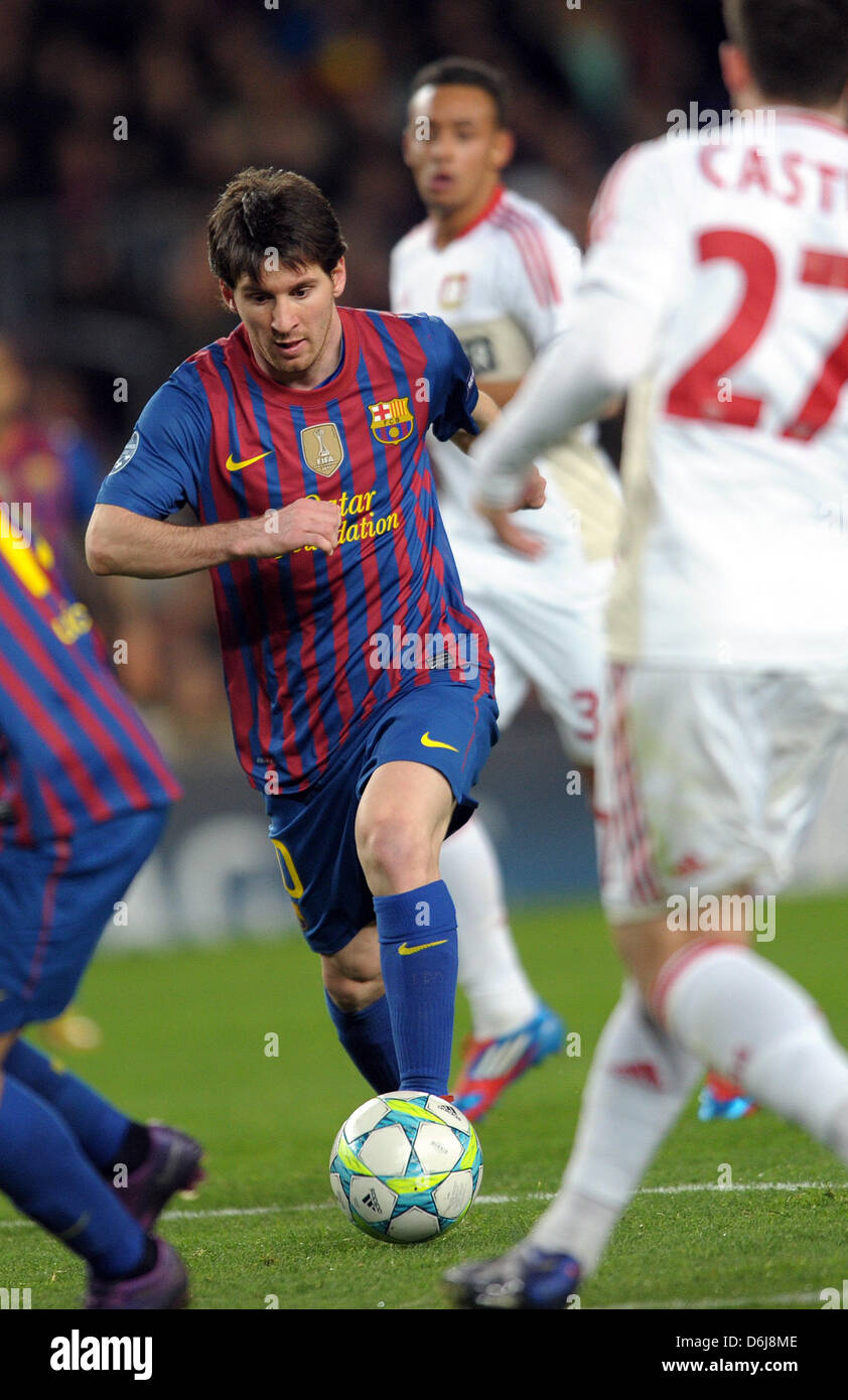 Barcelona's Lionel Messi scores the 7:0 during the Champions League ...