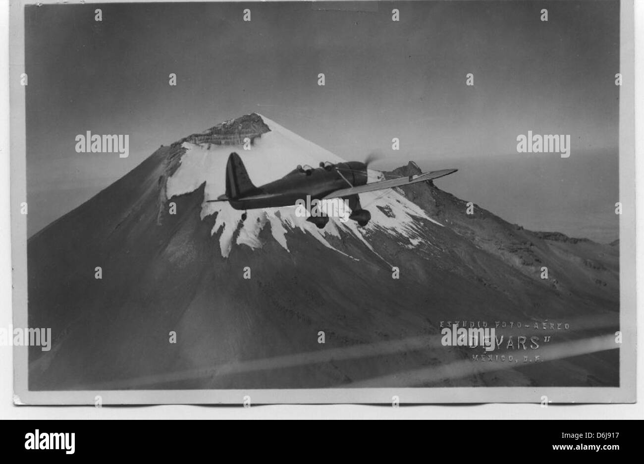 Ryan stm hi-res stock photography and images - Alamy