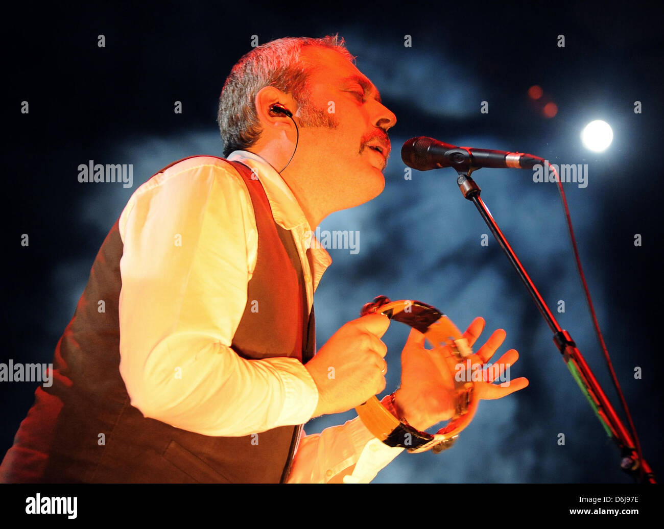 The lead singer of the British band Tindersticks, Stuart A. Staples ...