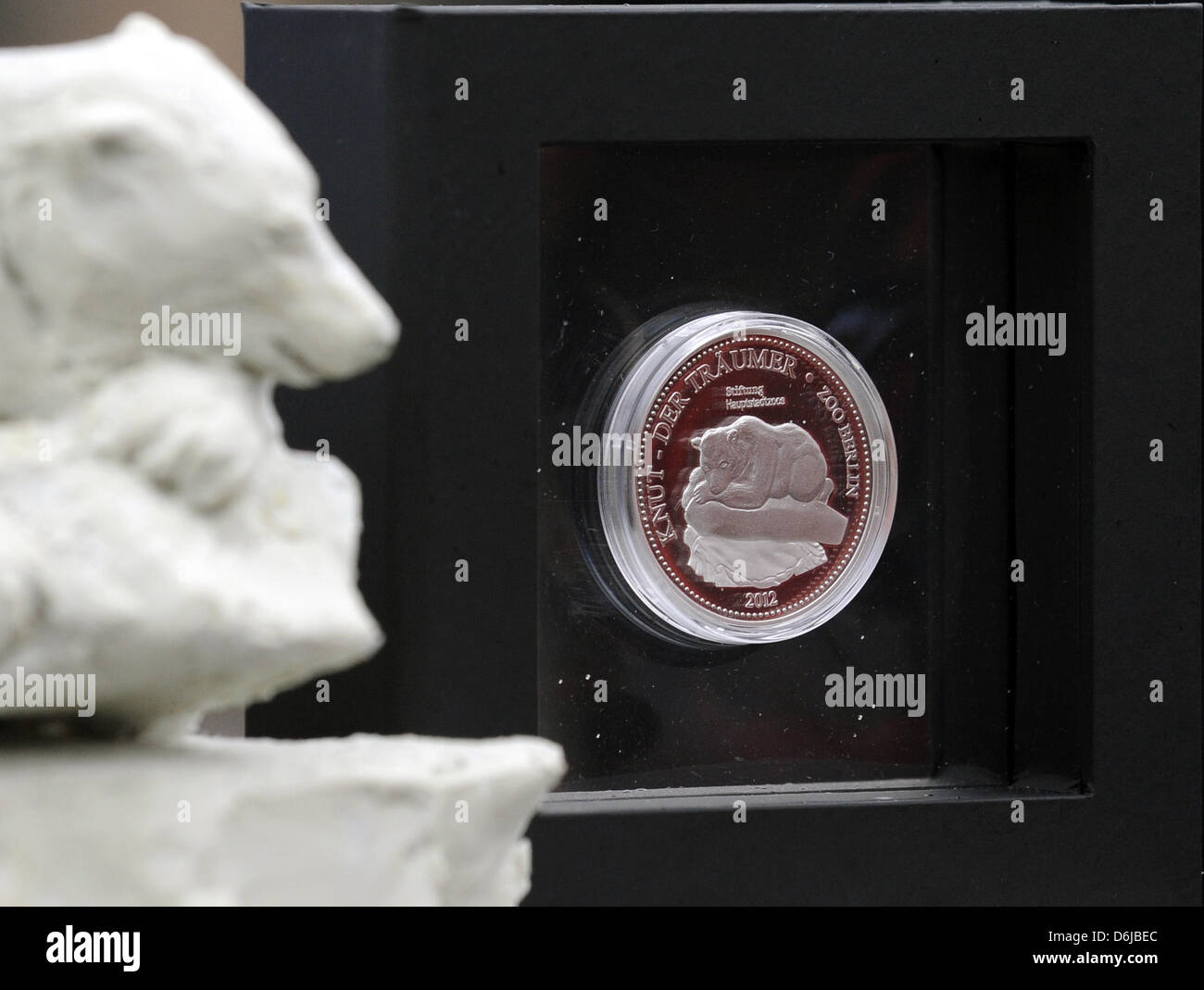 The 'Knut - The dreamer commemorative coin' ('Knut - der Traeumer ...