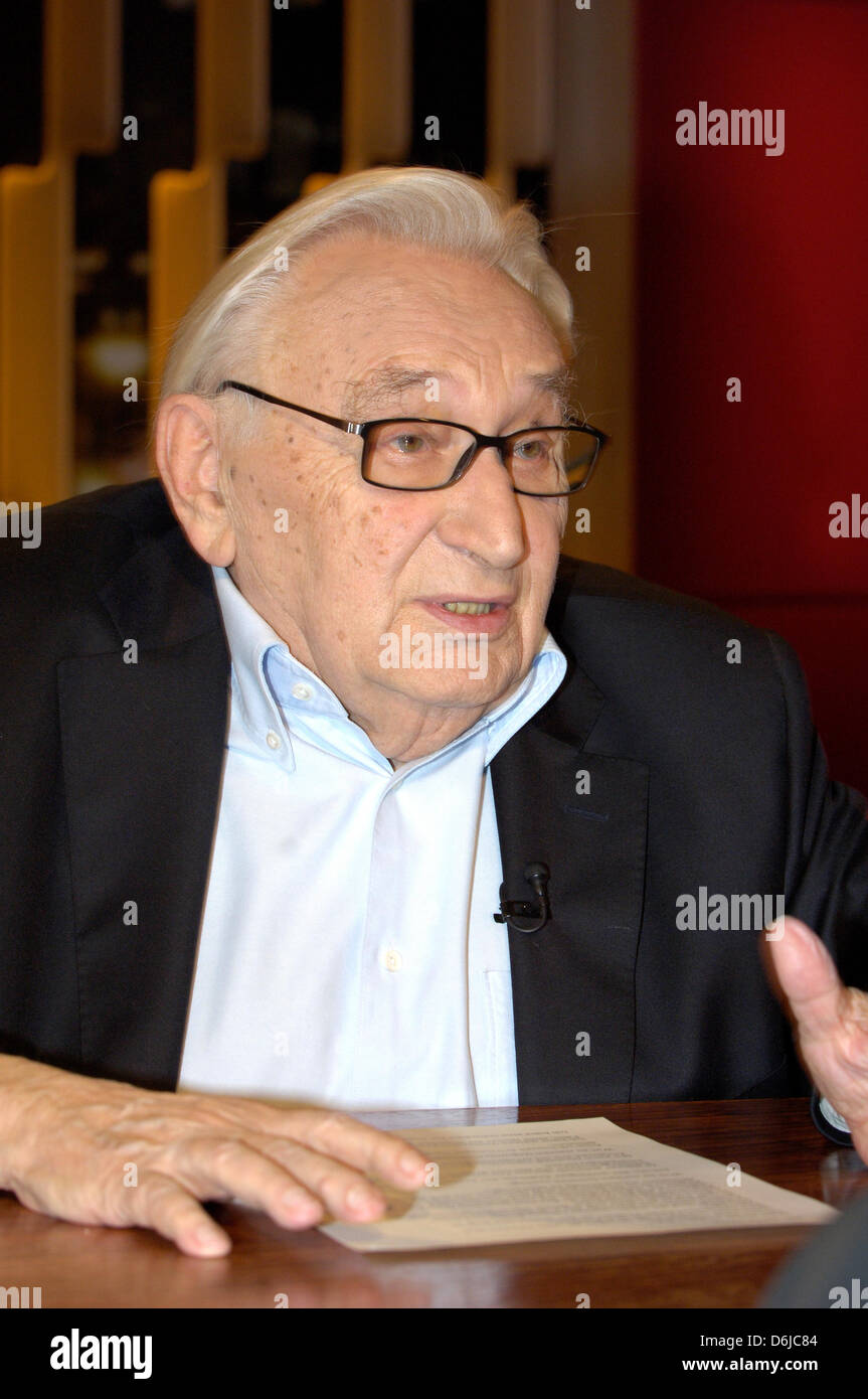 Rbb Broadcast High Resolution Stock Photography and Images - Alamy